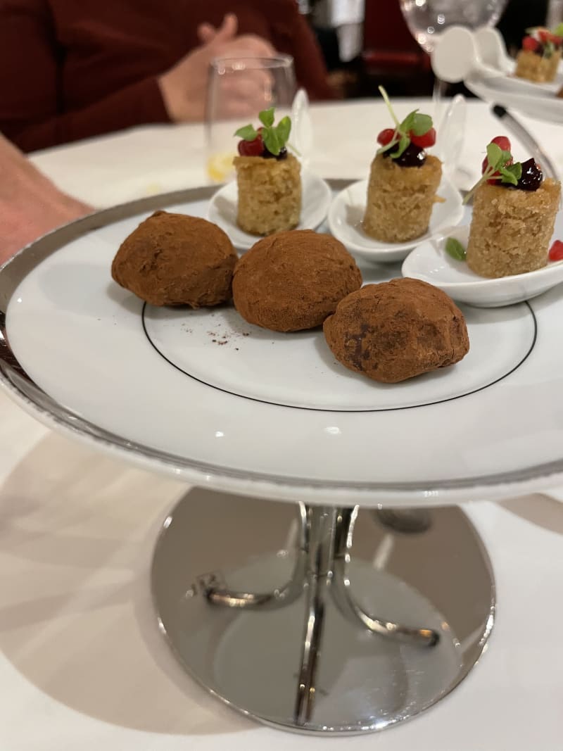 Pabe em Lisboa - Preços, menu, morada, reserva e avaliações do ...