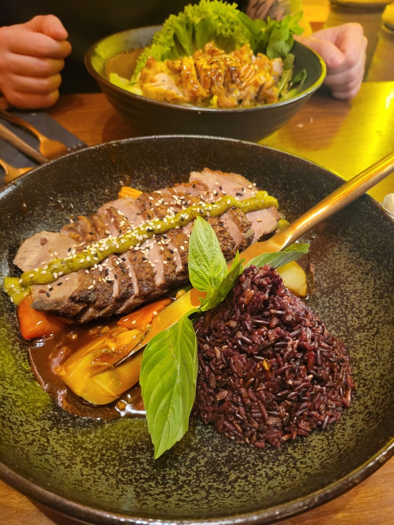 Restaurant Hoa Rong à Berlin - Menu, avis, prix et réservation | TheFork