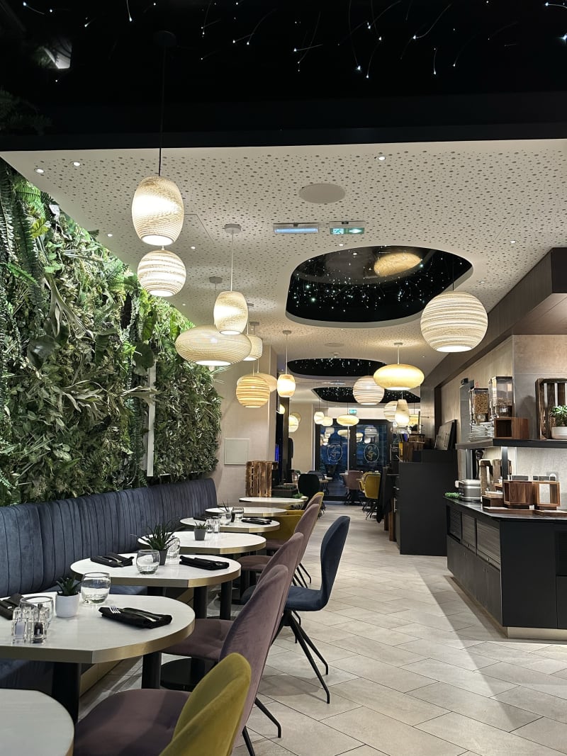 voco Strasbourg - The garden's Lounge in Strasbourg - Restaurant ...