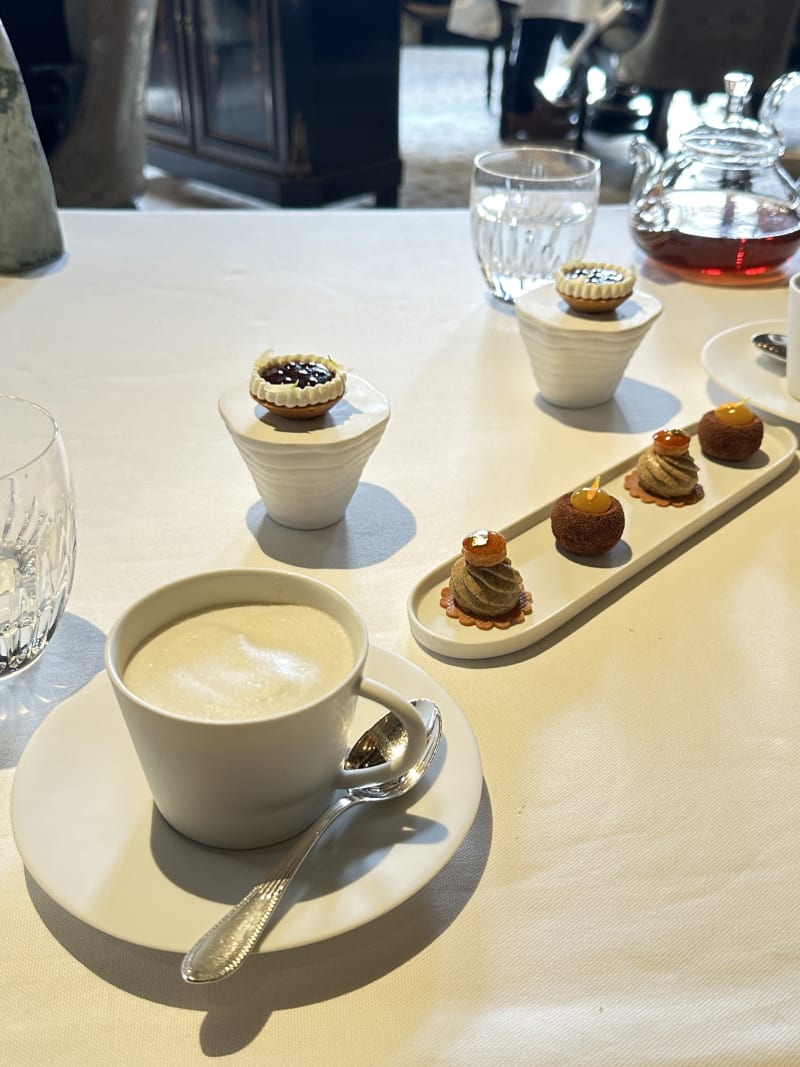 Restaurant Le Gabriel à Paris - Menu, avis, prix et réservation | TheFork