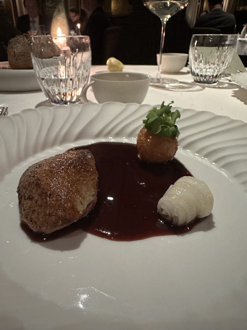 Le Gabriel in Paris - Restaurant Reviews, Menu and Prices | TheFork