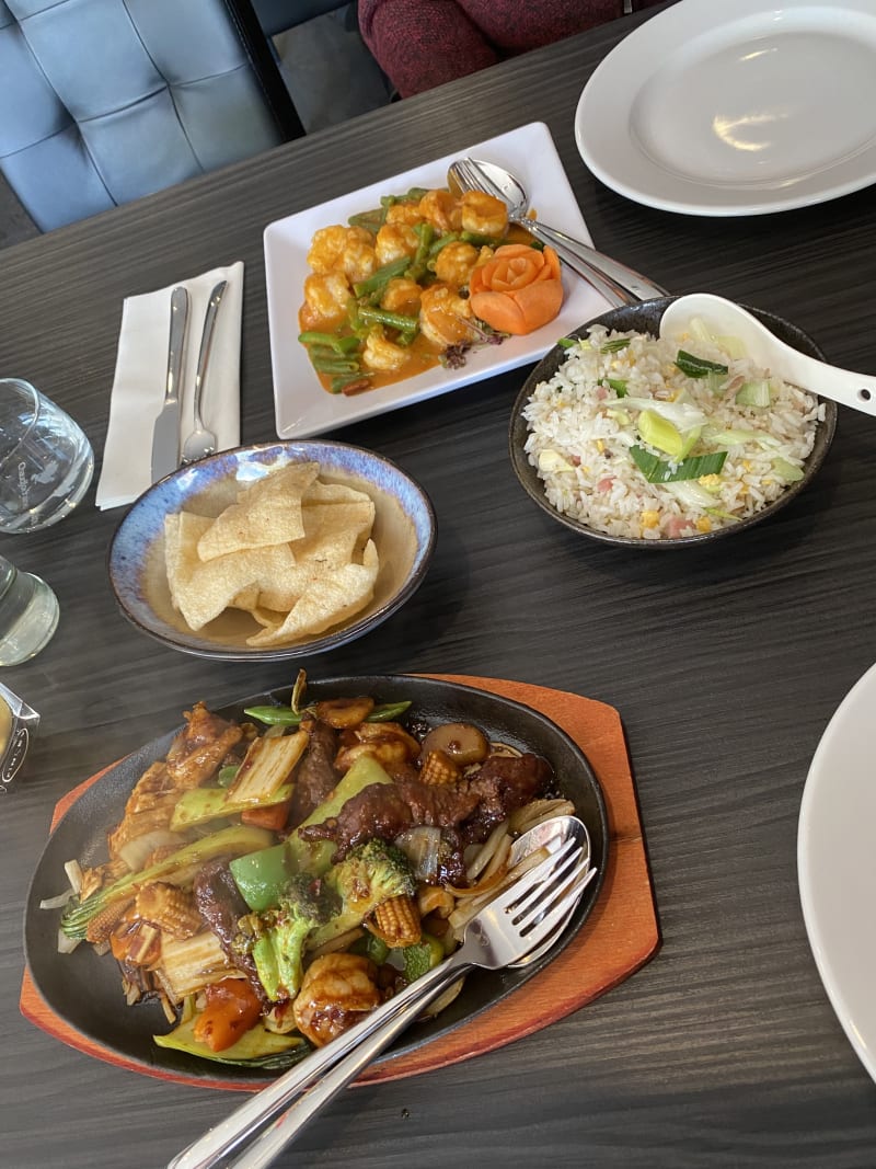 Restaurante Li's Palace en La Haya - Menú 2024, opiniones, precios y ...