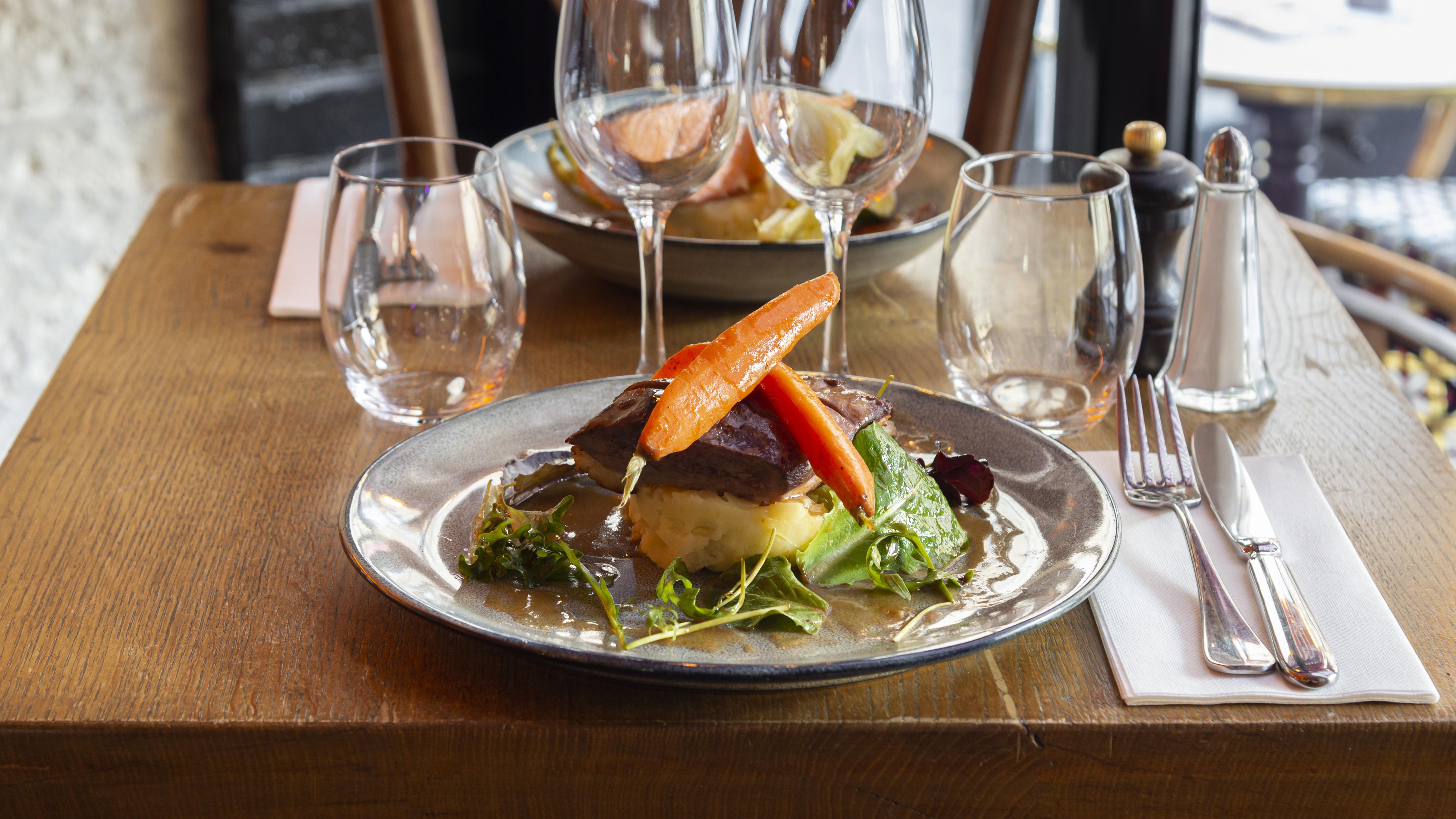 Restaurant Le Paris Paris à Paris - Menu, avis, prix et réservation sur ...