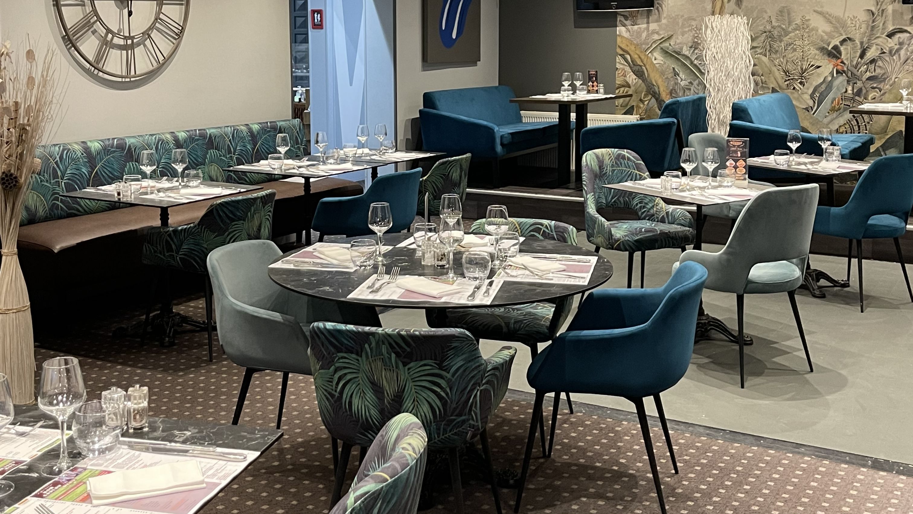 Les Canisses in Saint-Pierre-la-Garenne - Restaurant Reviews, Menu and ...