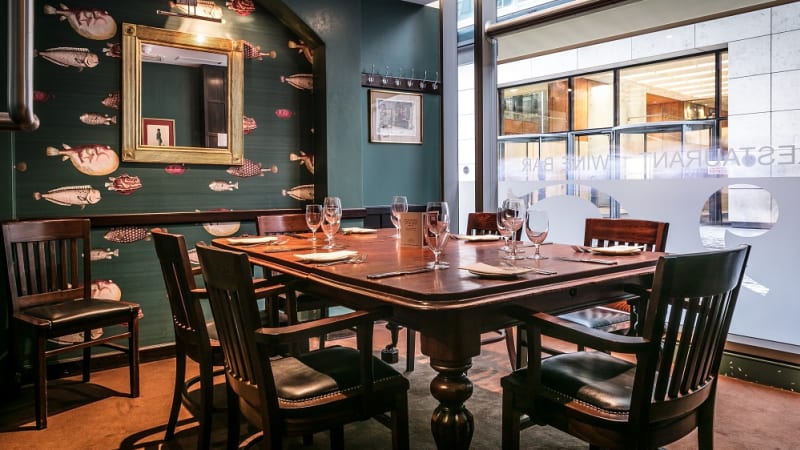 Davy's at Plantation Place in London, Aldgate, Fenchurch Street & Tower ...