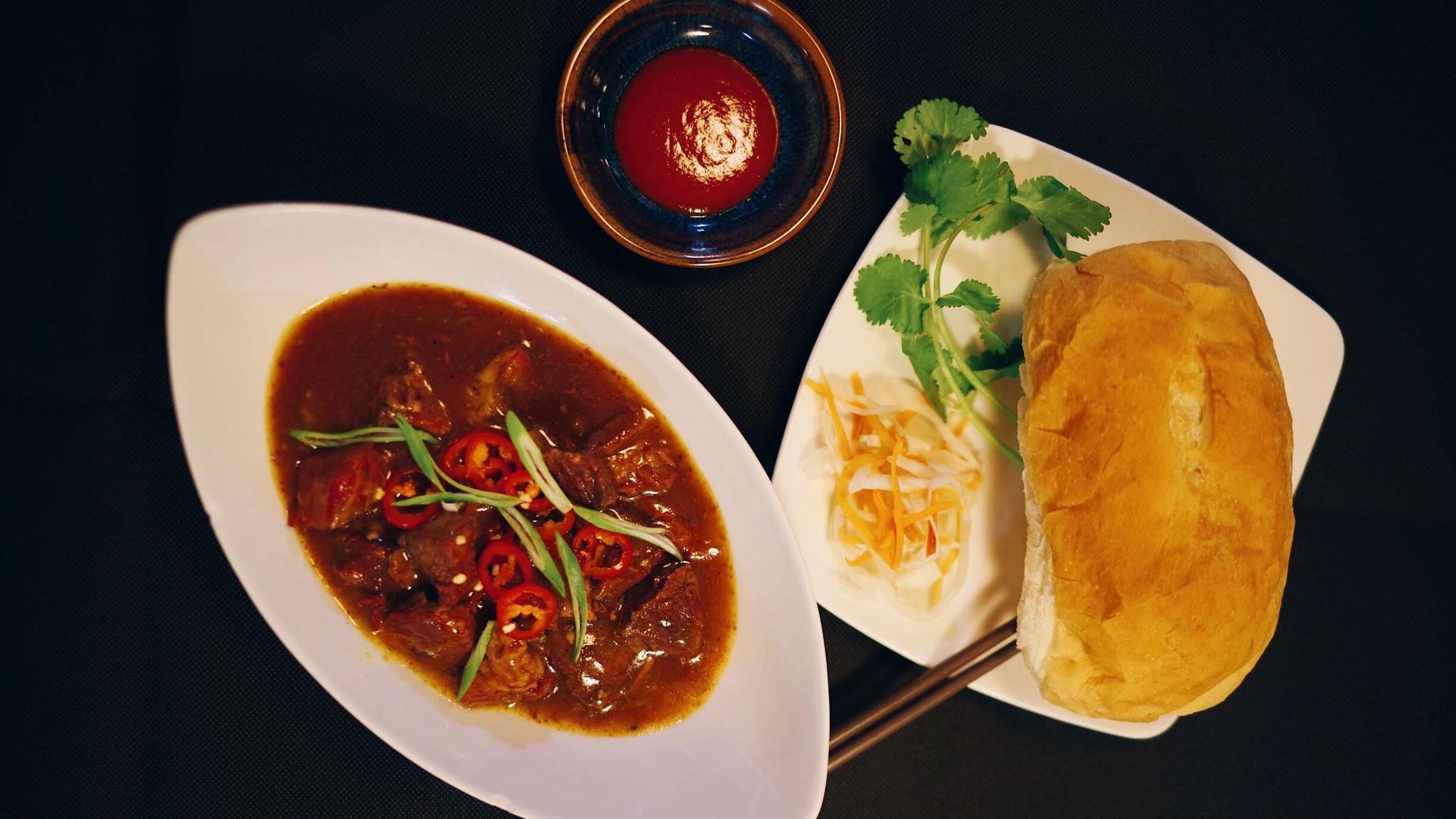 MOC Kitchen in London, Charing Cross, Strand & Trafalgar Square ...