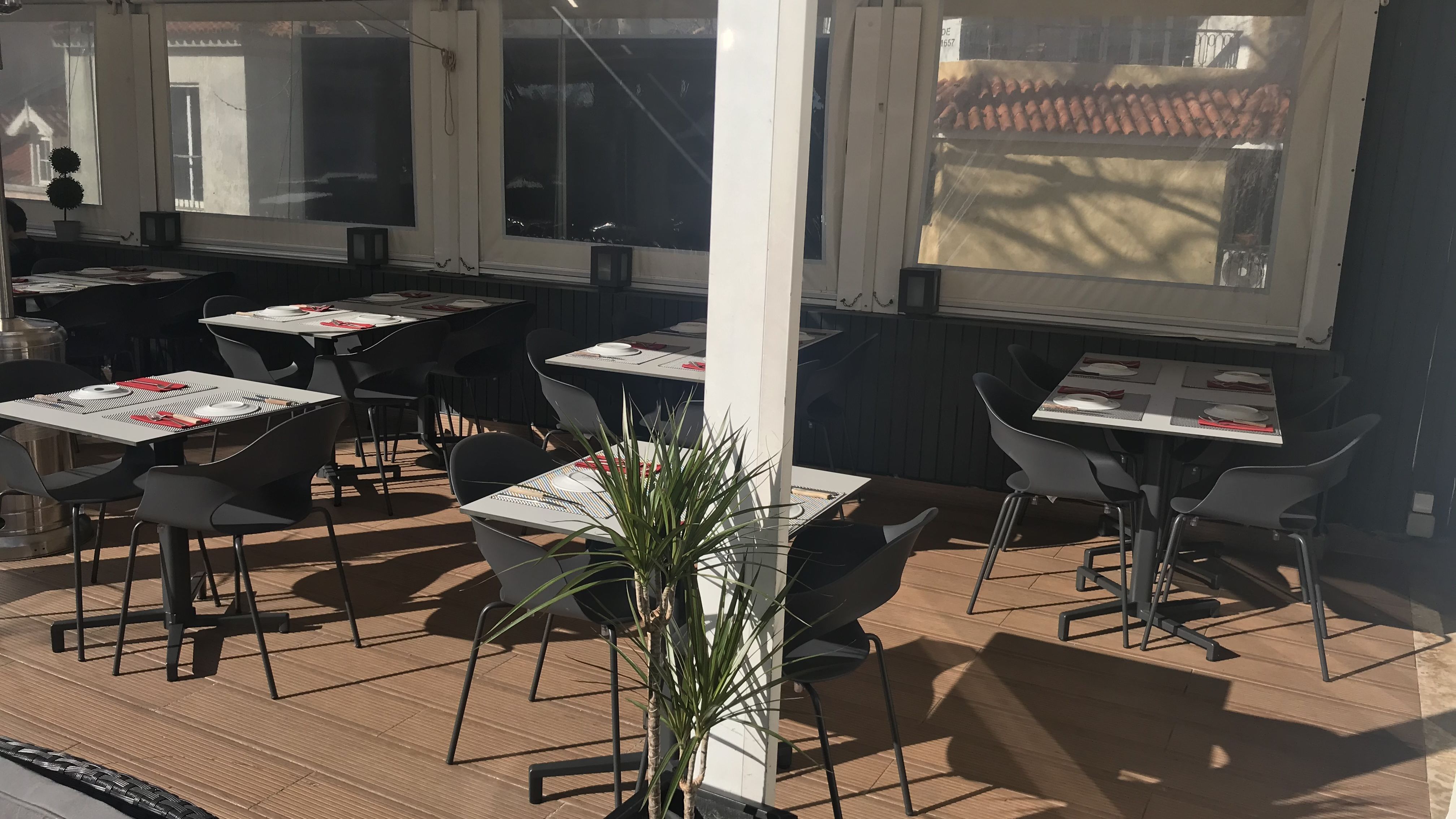 Terrazza Rooftop Cascais em Cascais - Preços, menu, morada, reserva e ...