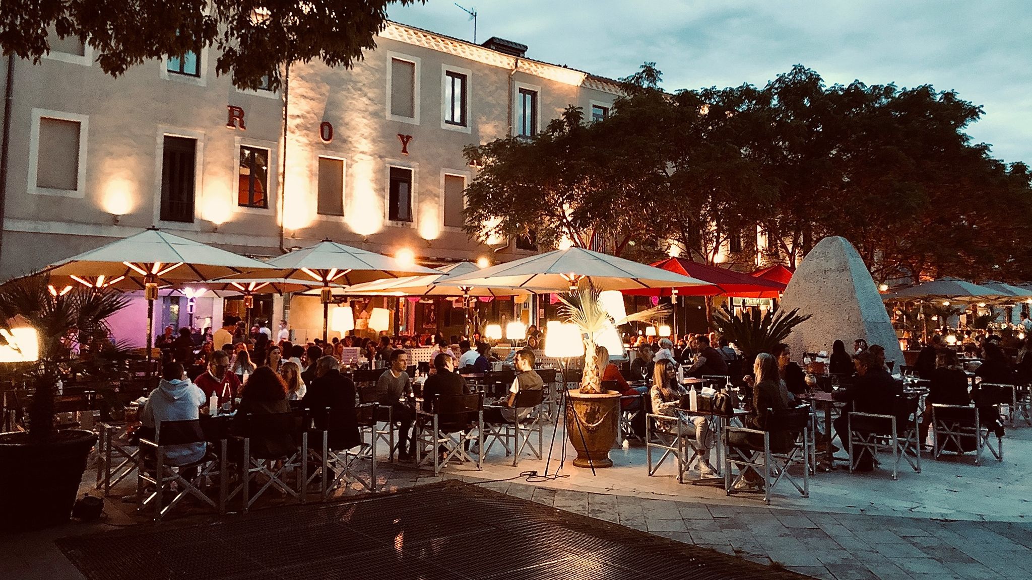 Restaurant La Bodeguita du Royal Hôtel à Nîmes - Menu, avis, prix et ...