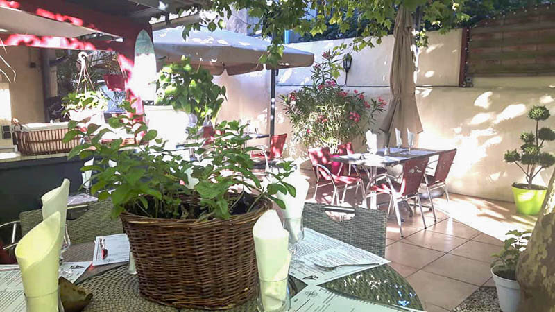 Le Cabestan in Couzon-au-Mont-d'Or - Restaurant Reviews, Menu and ...