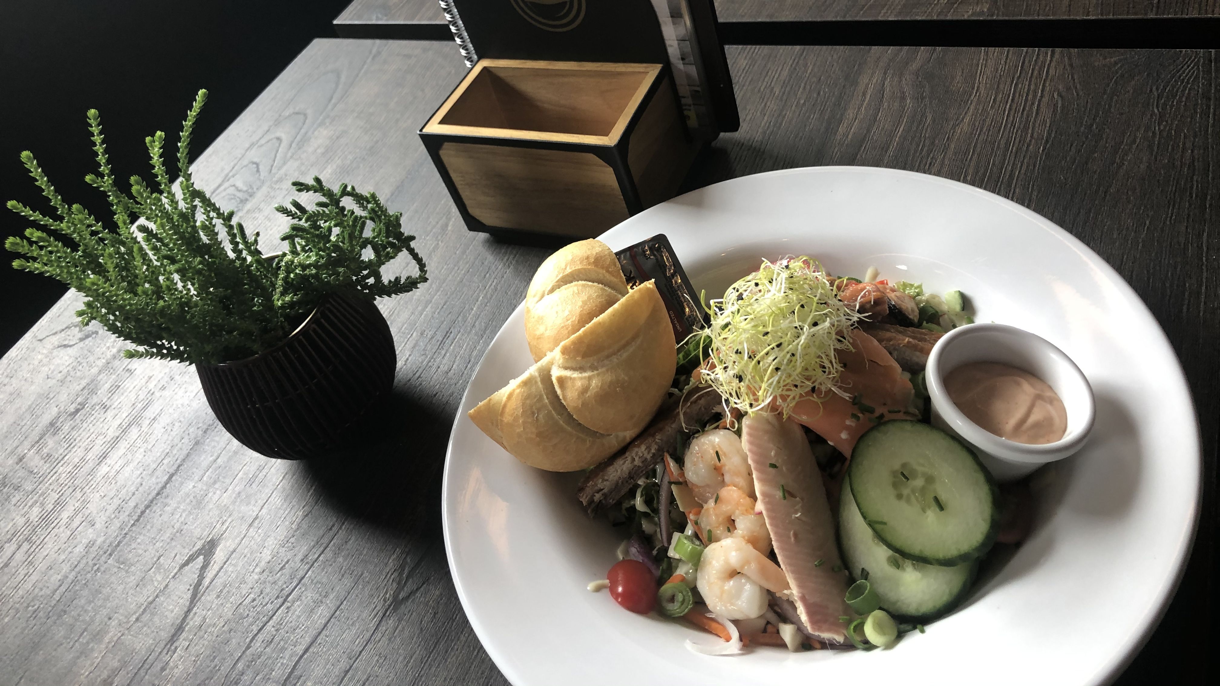 Eetcafé Simpel in Renesse - Menu, openingstijden, prijzen, adres van ...