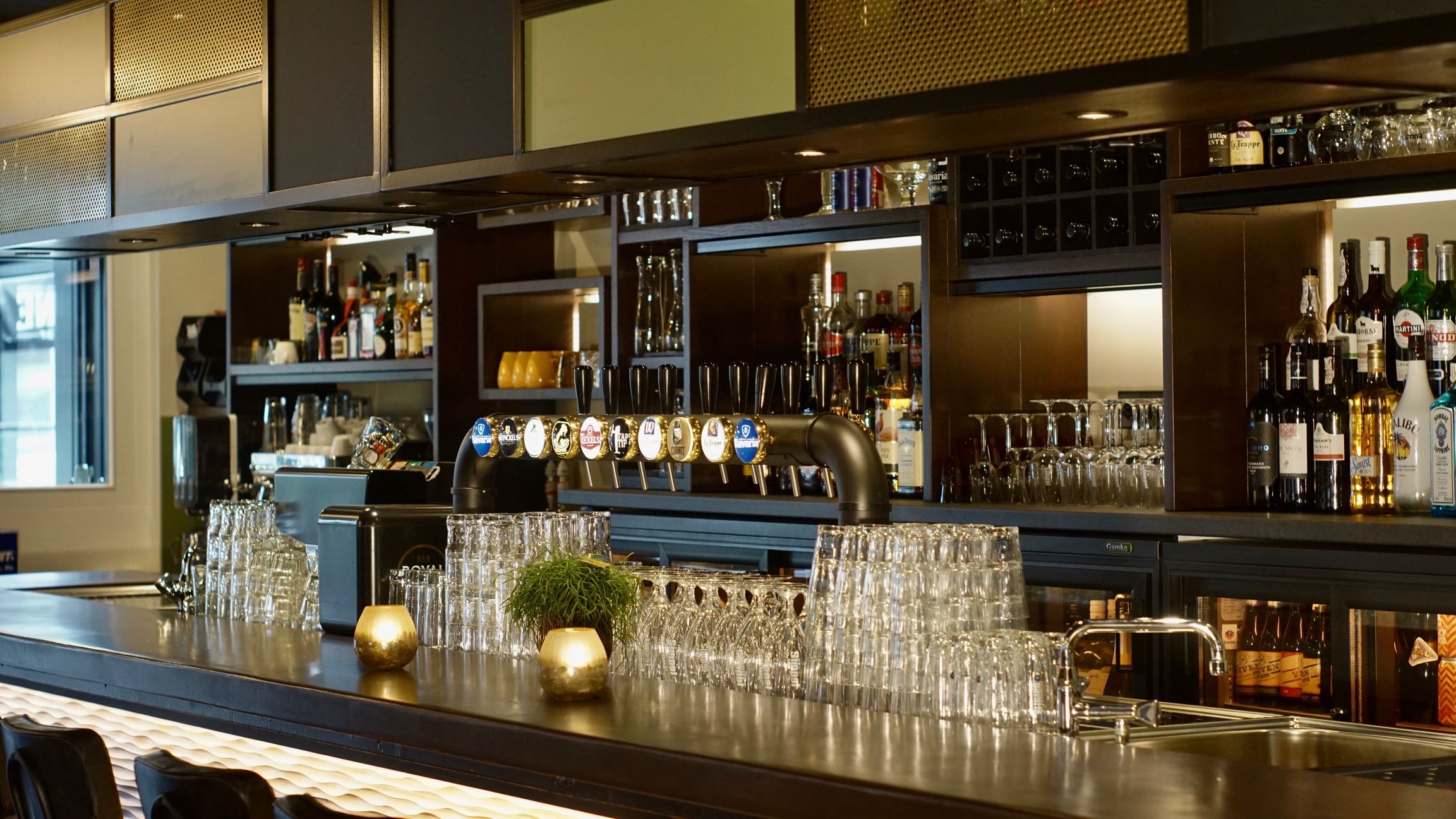 Restaurant Eetcafé Simpel à Renesse - Menu, avis, prix et réservation ...