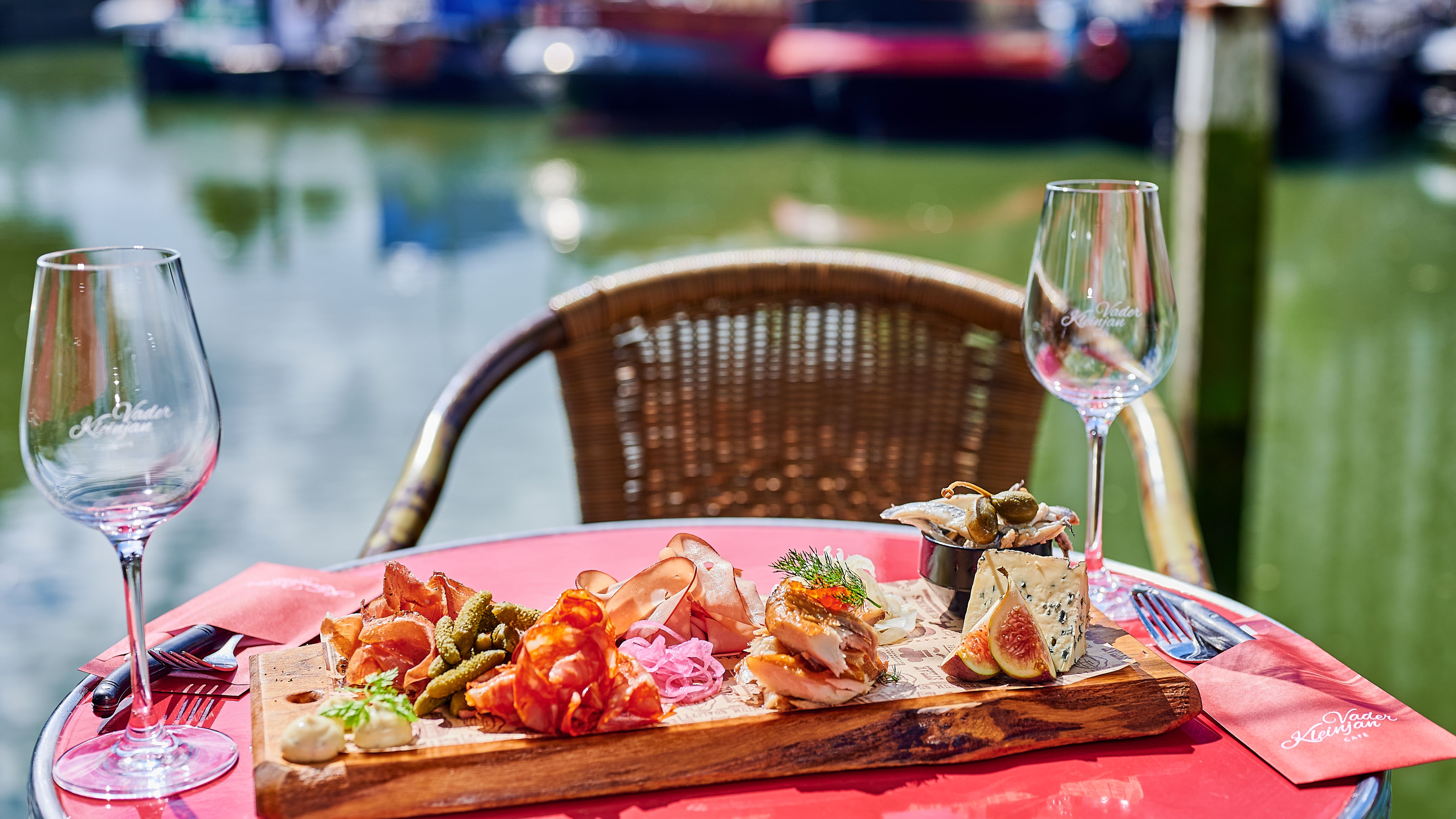 Café Vader Kleinjan in Rotterdam – Bewertungen, Speisekarte und Preise ...
