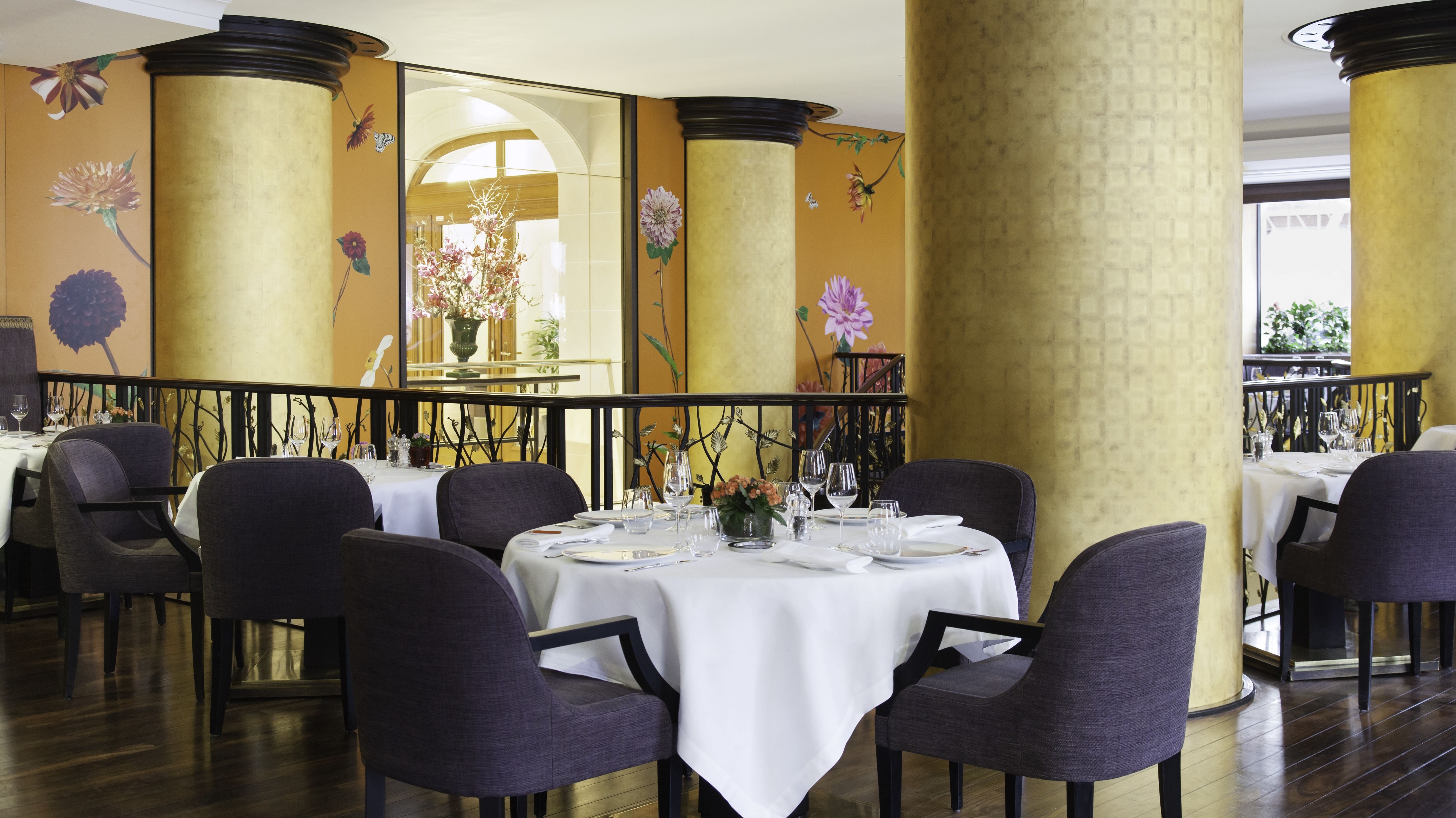 Le 114 Faubourg - Le Bristol Paris in Paris - Restaurant Reviews, Menu ...