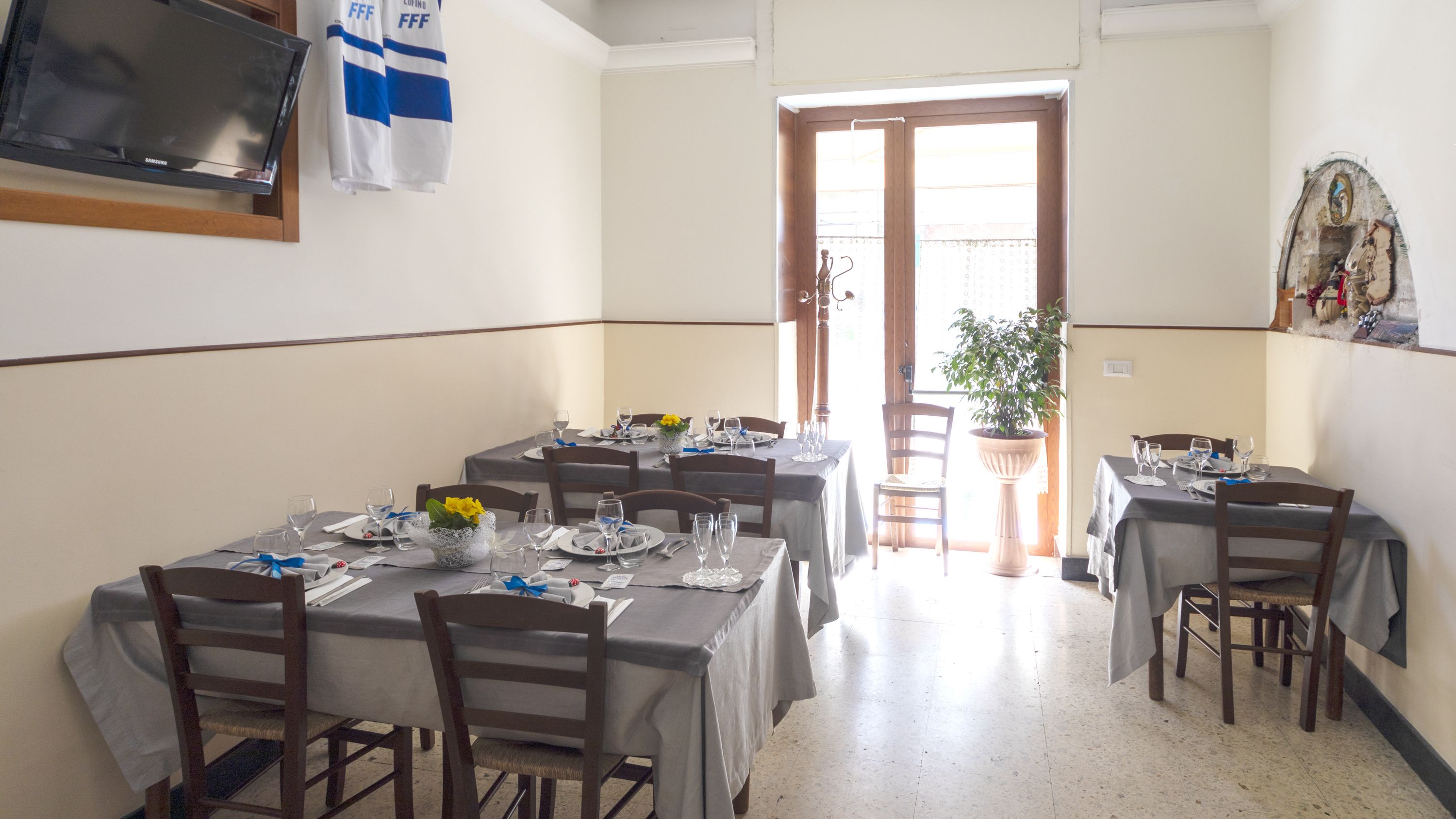 Trattoria Don Alfonso in Naples - Restaurant Reviews, Menu and Prices ...