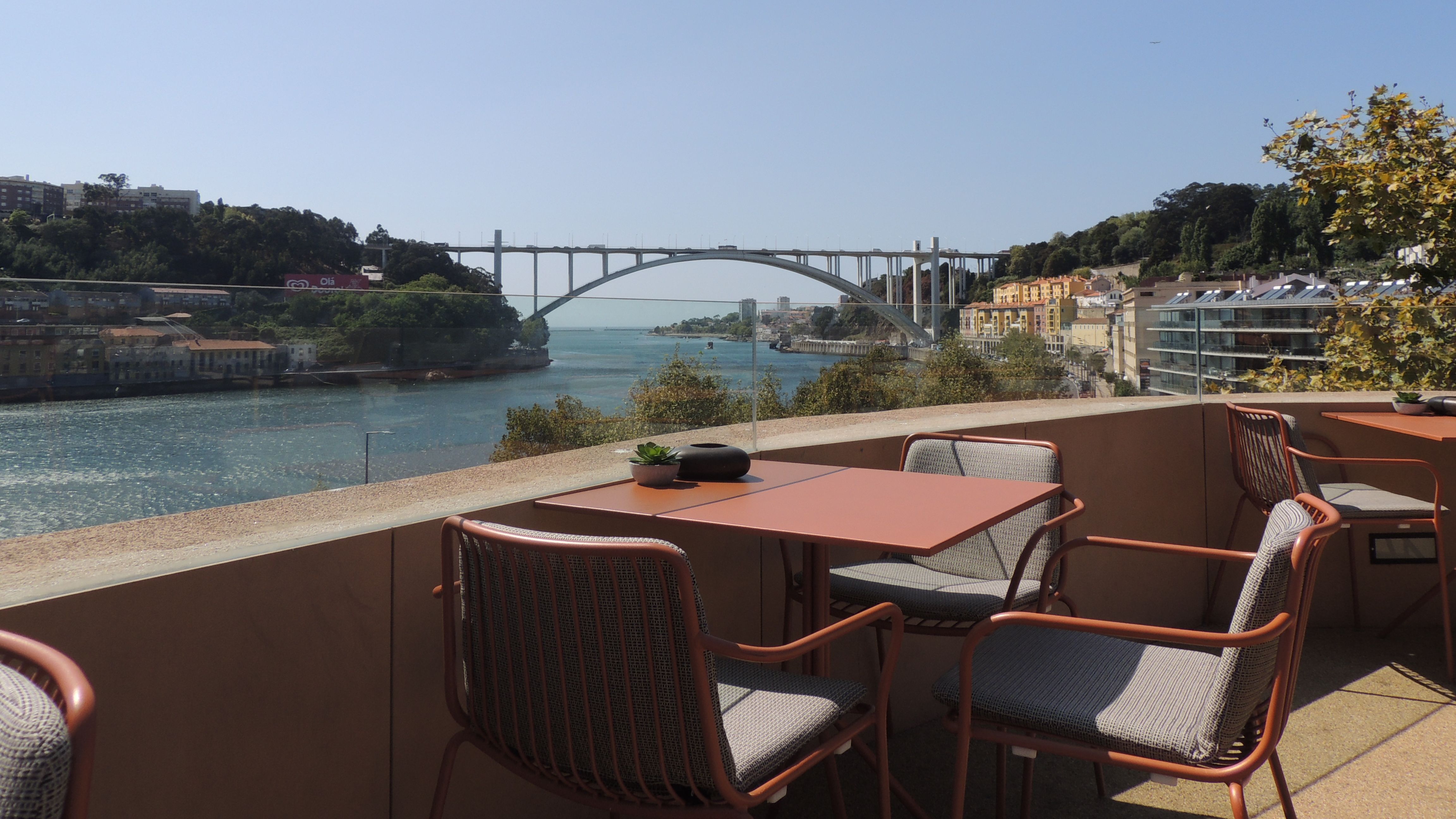 Rooftop Douro Sky Lounge in Porto - Restaurant Reviews, Menu and Prices ...