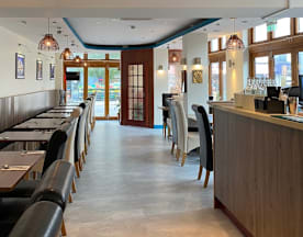 The 10 Best Restaurants in Worthing 2025 | TheFork