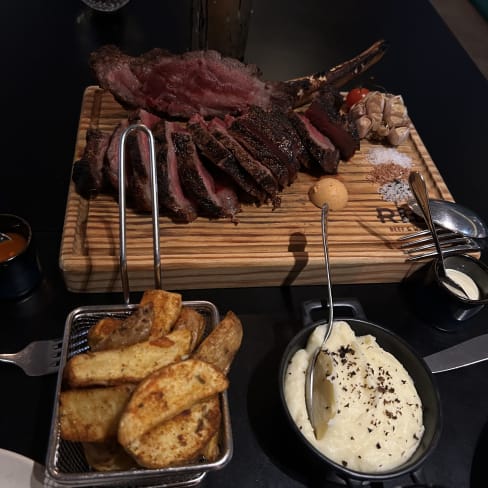 RIB Beef & Wine - Porto in Porto - Restaurant Reviews, Menus, and ...