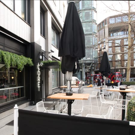 Core Bar London in Londen - Menu, openingstijden, prijzen, adres van ...