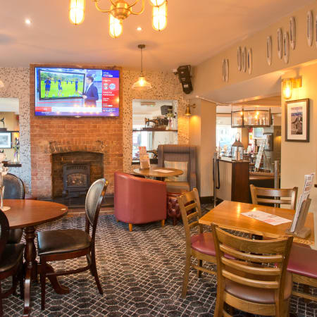 Menu 2025 - Drapers Arms in Stevenage | TheFork