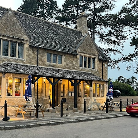 Menus 2025 - The King's Head, Apethorpe in Apethorpe | TheFork