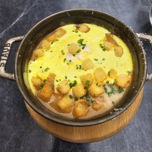 Les Cocottes Tour Eiffel in Paris - Restaurant Reviews, Menu and Prices ...