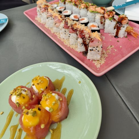 NIMA Sushi & Uramakeria Sempione a Milano - Menu, prezzi, immagini ...