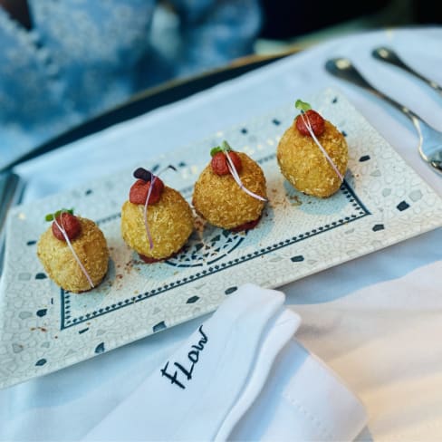 Flow Restaurant & Bar in Porto - Restaurant Reviews, Menu and Prices ...