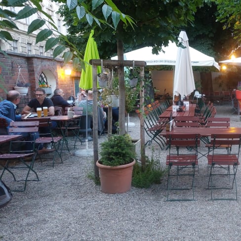 Restaurante Wiener Grill Haus en Viena - Menú 2024, opiniones, precios ...