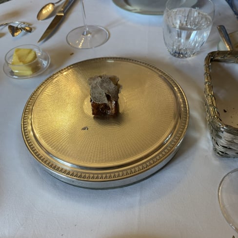 Le Clarence in Paris - Restaurant Reviews, Menu and Prices | TheFork