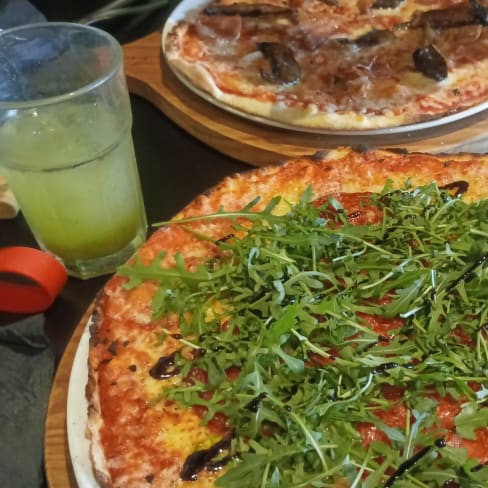 Pizzaria Luzzo Laranjeiras em Lisboa - Preços, menu, morada, reserva e ...