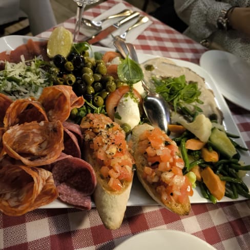 Restaurant Capone Berlin in Berlin - Restaurant Reviews, Menu and ...