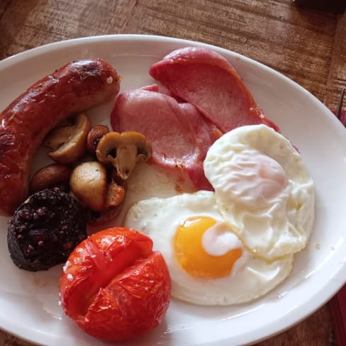 The Queen Elizabeth Inn in Pershore - Restaurant Reviews, Menus, and ...