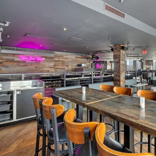 230 Fifth Rooftop Bar a New York - Menu, prezzi, immagini, recensioni e ...