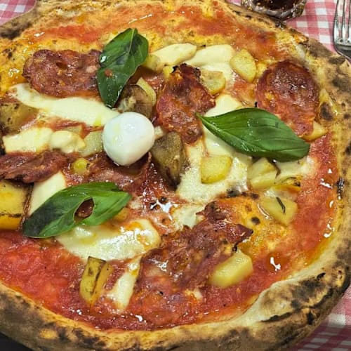 Pizzeria Trattoria Via Partenope em Vigevano - Preços, menu, morada ...