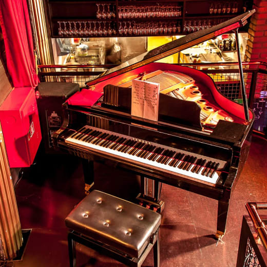 Les meilleurs restaurants Dîner spectacle à Évian-les-Bains | TheFork