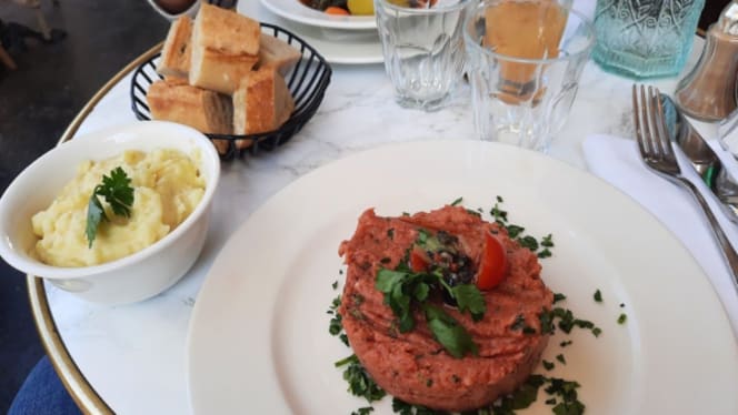 Restaurant Café Le Pierrot à Paris - Menu, avis, prix et réservation ...