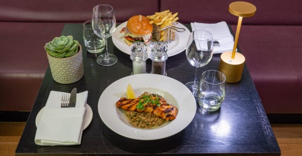 The Restaurant & Bar at The Kingsley Hotel in London - Restaurant ...