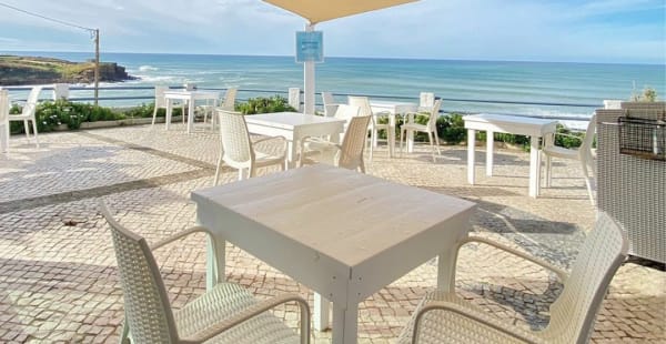 Golfinho Azul em Encarnação - Preços, menu, morada, reserva e ...