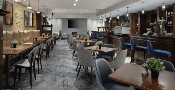 DELTA HOTELS BY HEATHROW WINDSOR in Slough - Restaurant Reviews, Menu ...