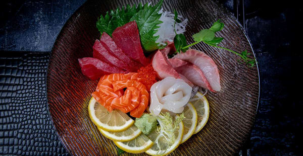 Cha House Restaurant & Lounge in Ede - Menu, openingstijden, prijzen ...