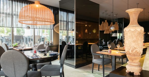 Cha House Restaurant & Lounge in Ede - Restaurant Reviews, Menu and ...