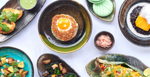 Sticky Mango Tower Bridge in London - Riverside Ward - Restaurant ...