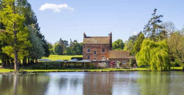 Auberge du Lac in Welwyn Garden City - Restaurant Reviews, Menus, and ...