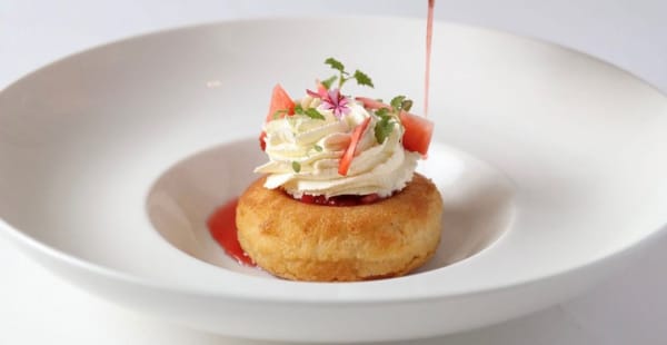 Auberge du Lac in Welwyn Garden City - Restaurant Reviews, Menus, and ...