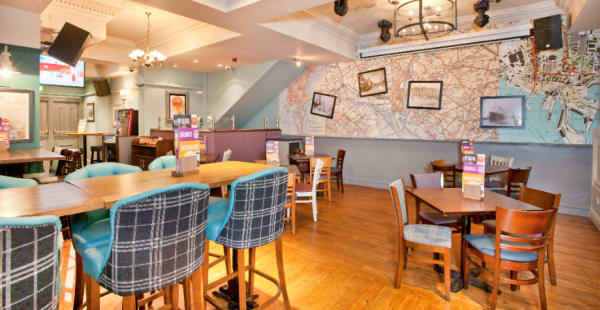 Yates Southampton in Southampton - Restaurant Reviews, Menu and Prices ...