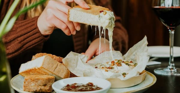 The Red Lion - Handcross in Haywards Heath - Restaurant Reviews, Menus ...