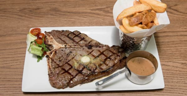 Golden Bull in Camberley - Restaurant Reviews, Menus, and Prices | TheFork