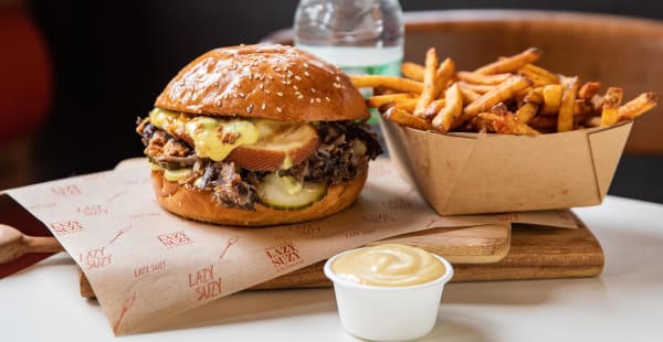 Lazy Suzy - Smoked BBQ Burger - Tours in Tours - Menu, openingstijden ...