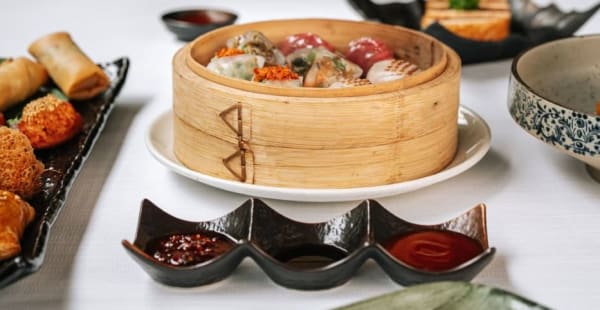 Shanghai Me in New York City - Menu, openingstijden, prijzen, adres van ...