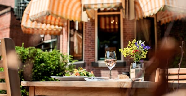 Landgoed Huize Bergen in Vught - Menu, openingstijden, prijzen, adres ...